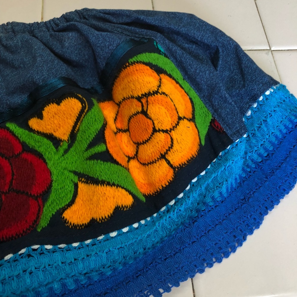 Spanish Style Top ... Flower Design ... Denim - Gem